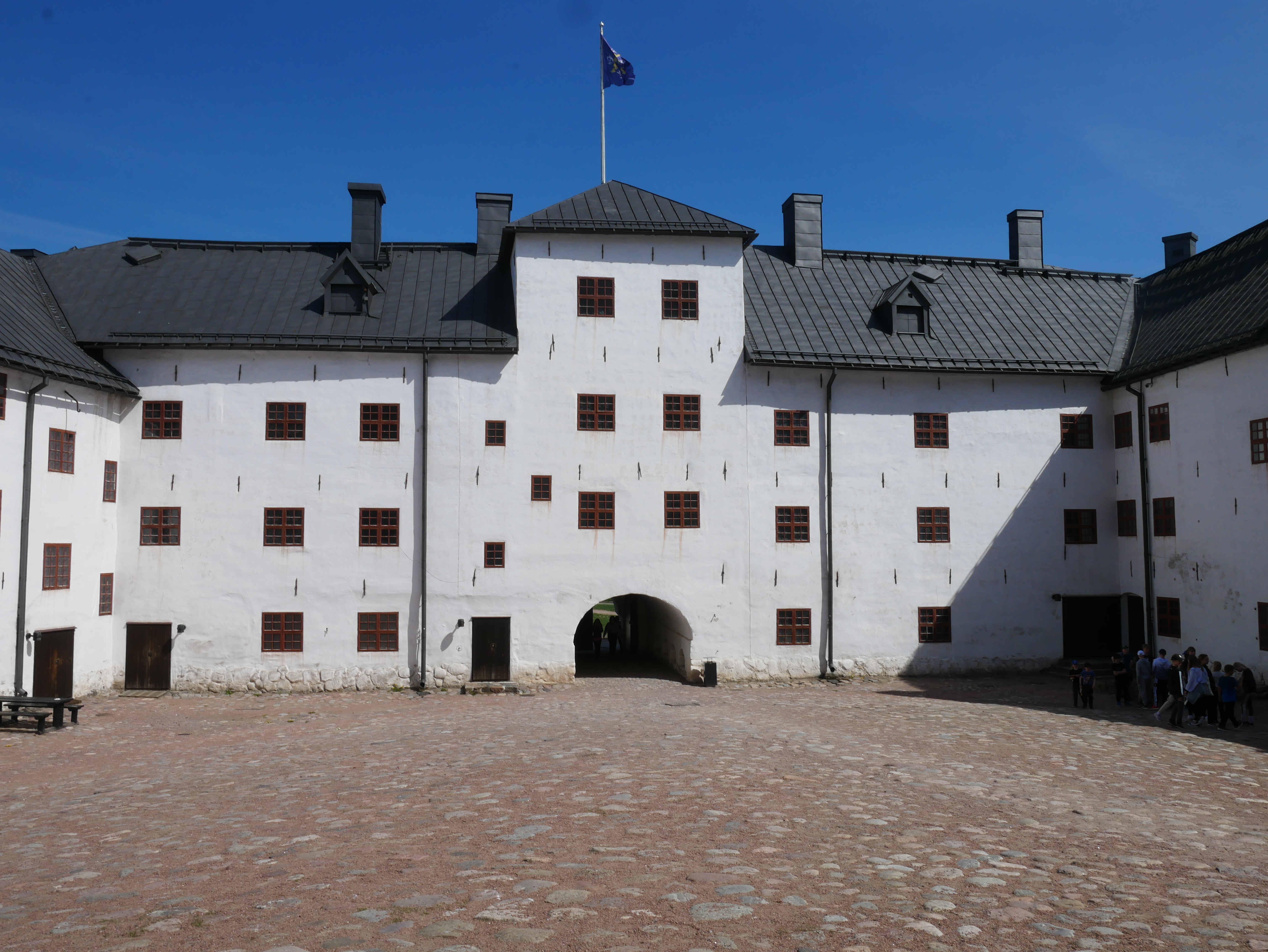 Keskiaikainen Turun linna sai modernin ilmanvaihdon juhlatiloihin ...